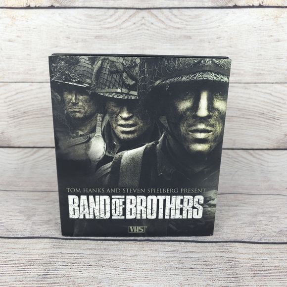 HBO | Media | Band Of Brothers Vhs Box Set 202 6 Tape Wcase Hbo Mini ...